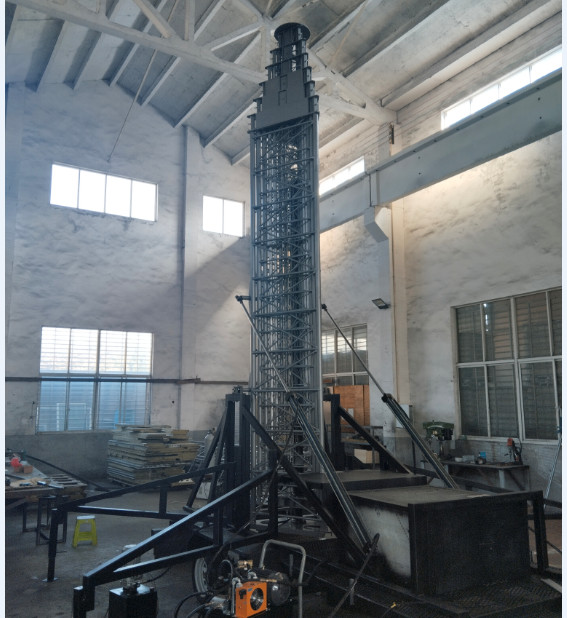 35m Telecom Tower Cell Site On Wheels Motorized Lattice Tower Portable ...